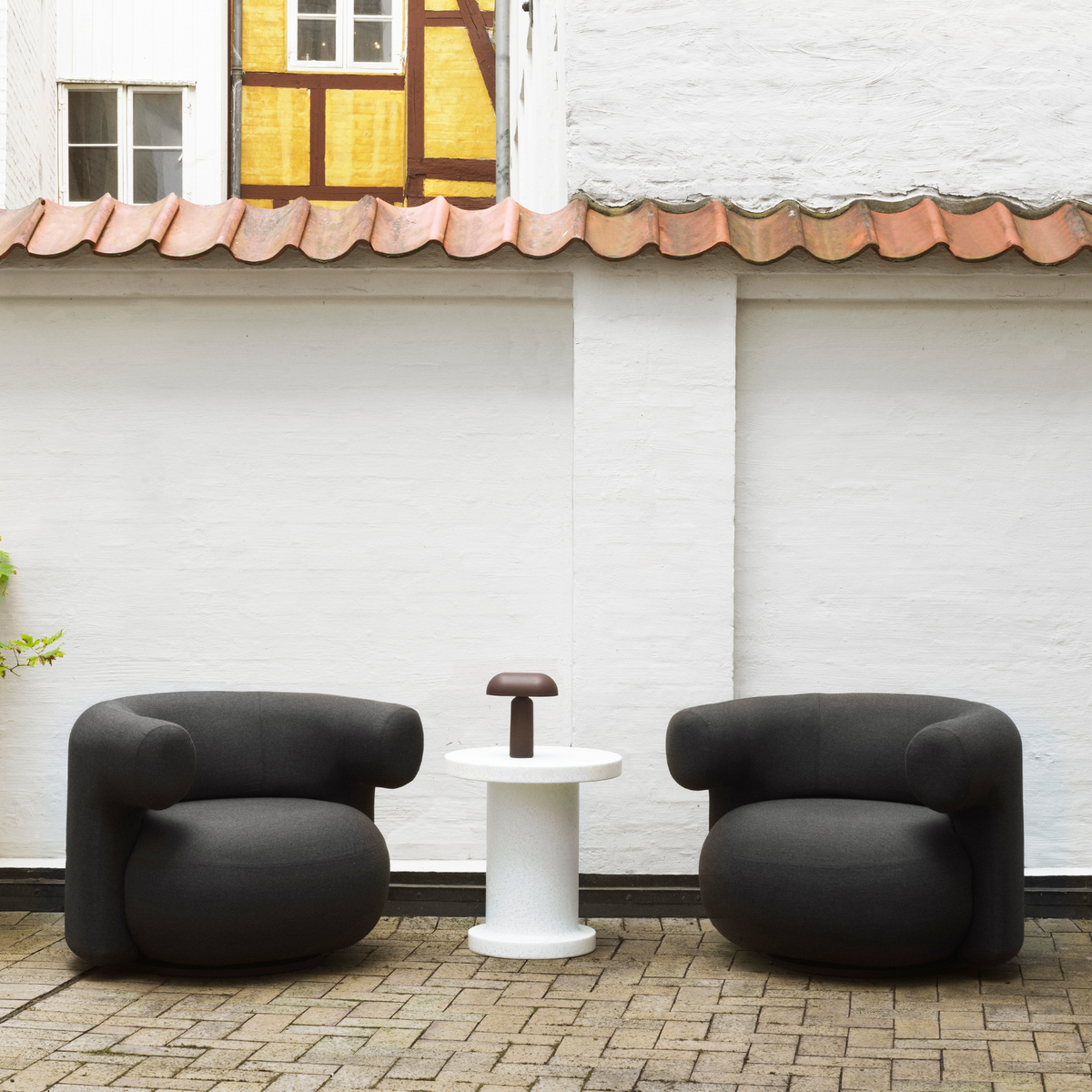 Burra Lounge Chair w/ Return Outdoor – Nordic Living by Biehl